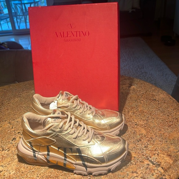 Valentino Garavani | Shoes | Valentino Garavani Vltn Bounce Sneakers ...